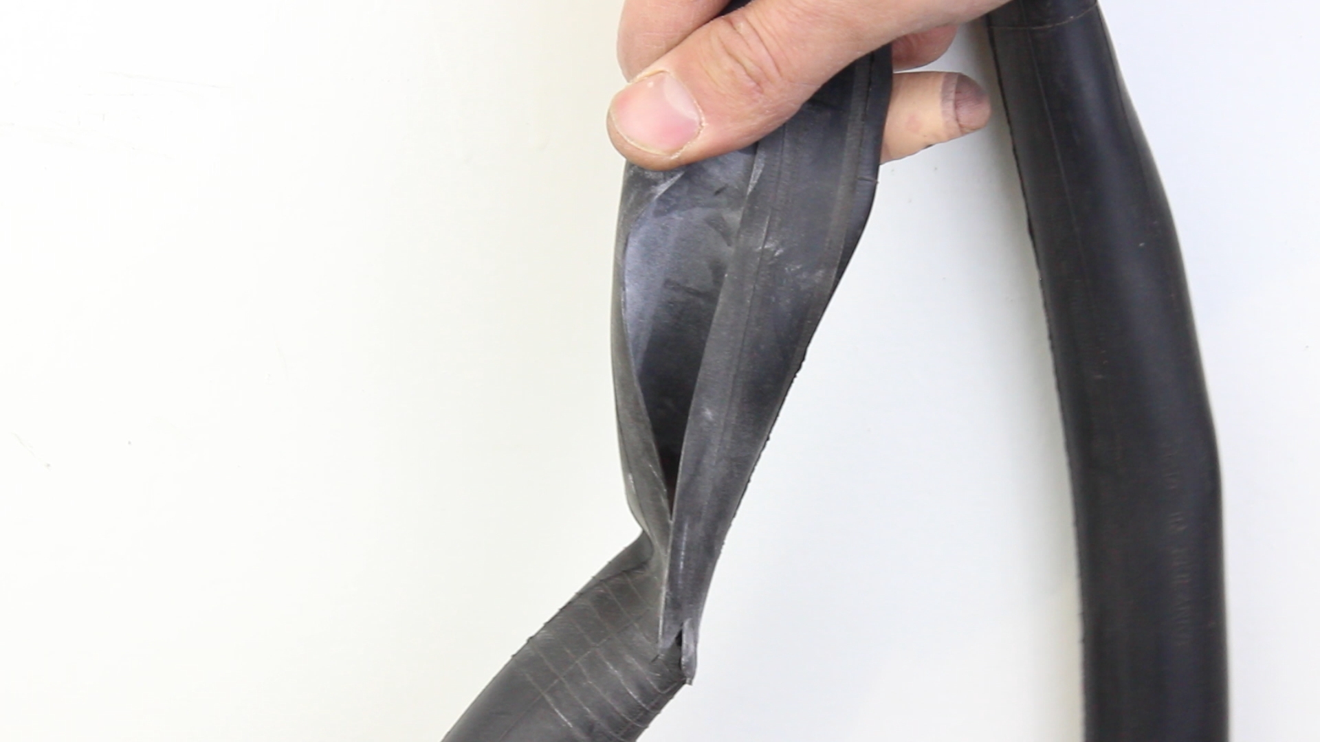 How to fix a bike puncture - Cycle Maintenance Academy