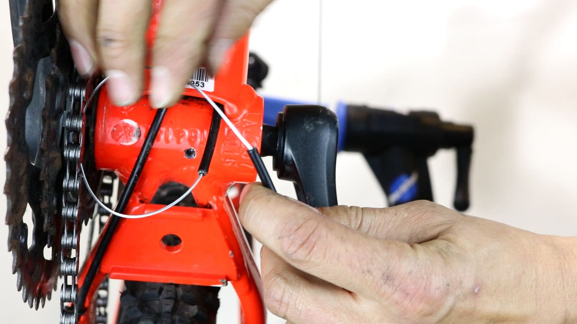 Replacing internal gear cables on bike - Cycle Maintenance Academy